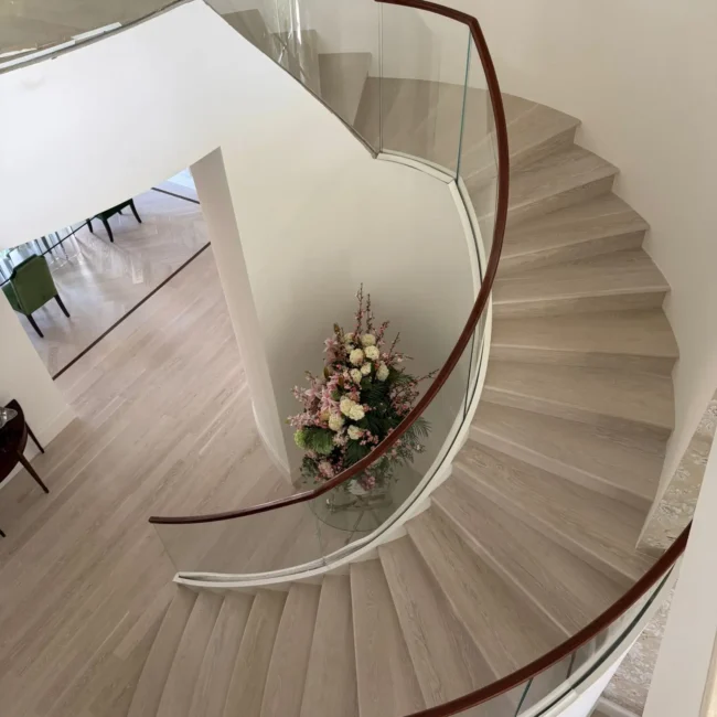 Curved Railing Systems in West Palm Beach, FL | Luxury Staircase Railings
